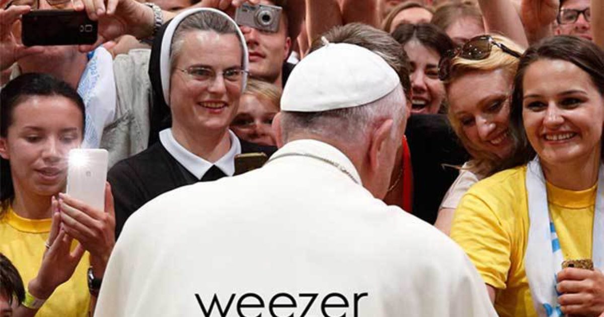 There’s A New Weezer Video, Thank God For Girls | Kerrang!