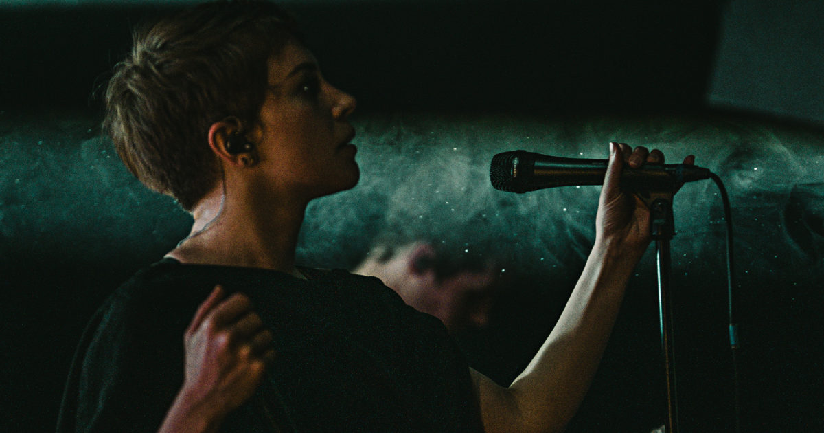 Yoga, Ace Ventura and energy drinks: Life on the road with… | Kerrang!