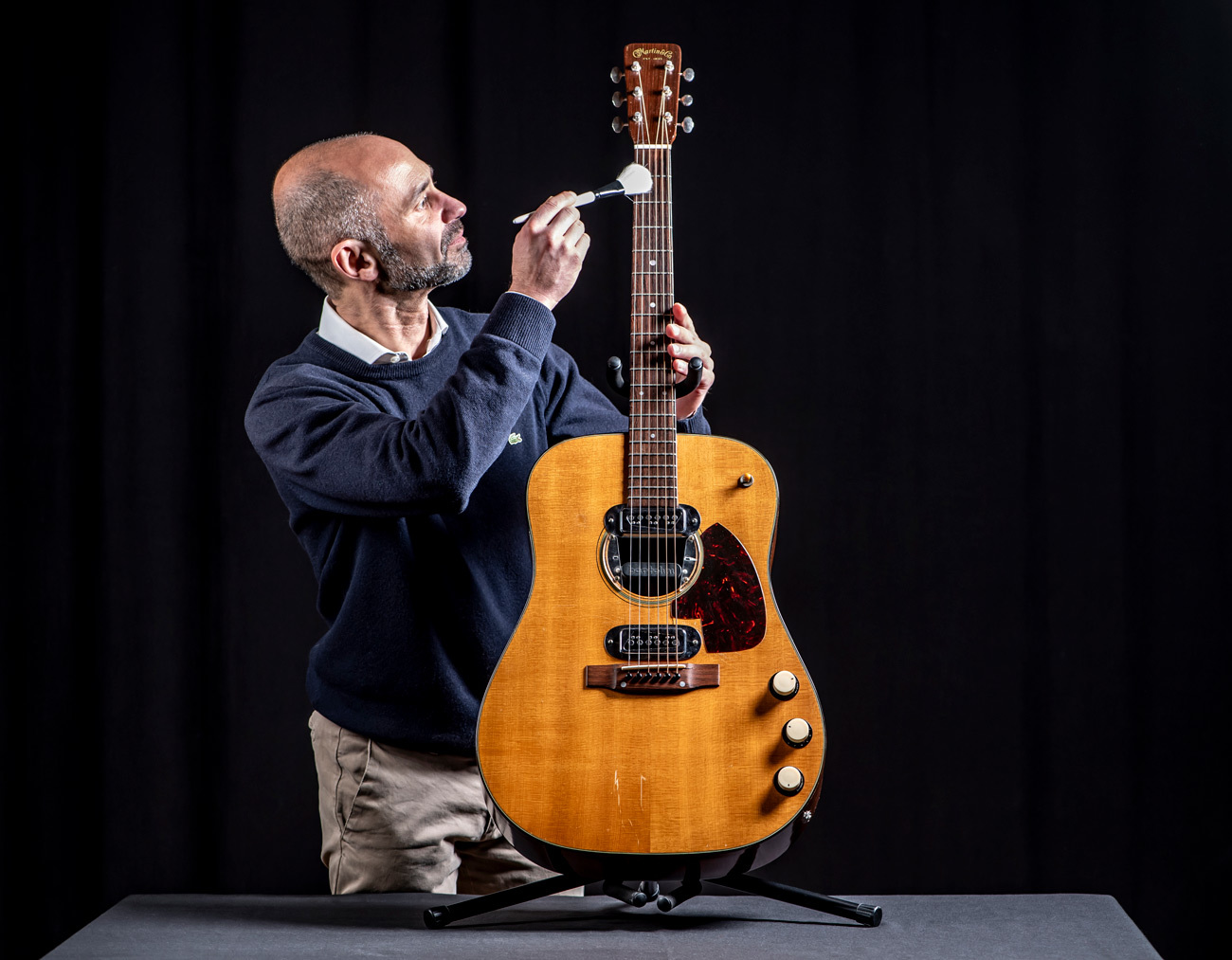 Kurt Cobain Martin D 18e Acoustic In Pics: Kurt Cobain's 1959 Martin