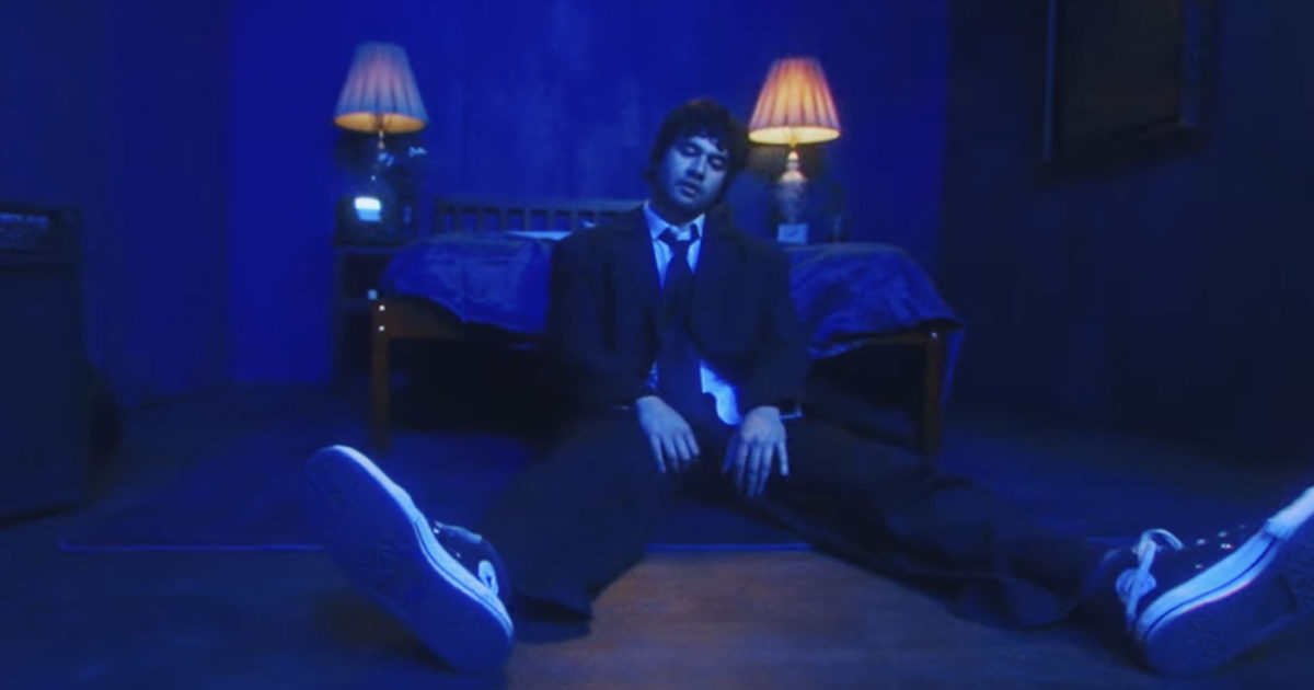 Calum Hood releases first single from debut solo album… | Kerrang!