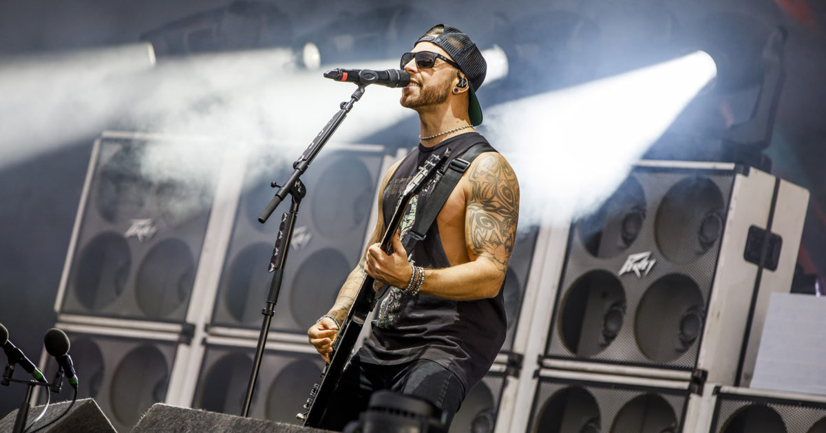 Bullet For My Valentine Announce Gravity hmv Signings | Kerrang!