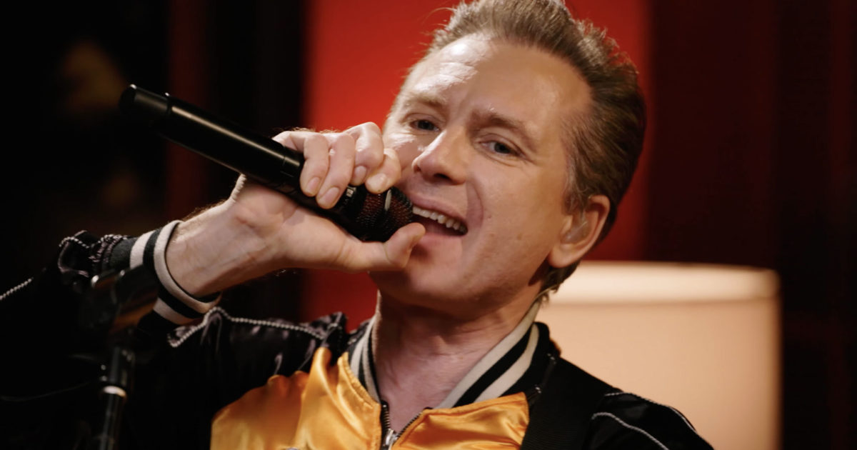 Watch Franz Ferdinand cover Amyl And The Sniffers’ U… | Kerrang!