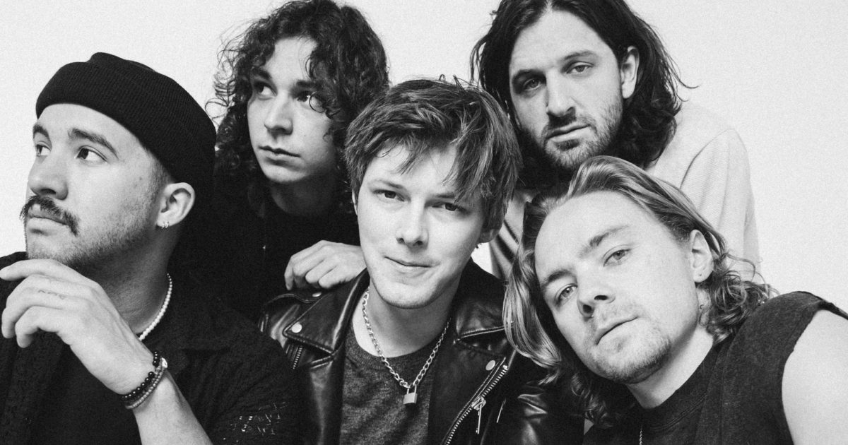 “It makes you say, ‘What the f*ck?!’”: Friday Pilots Club… | Kerrang!