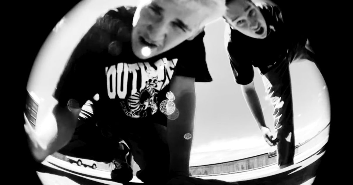 Joey Valence & Brae drop rowdy new single startafight | Kerrang!