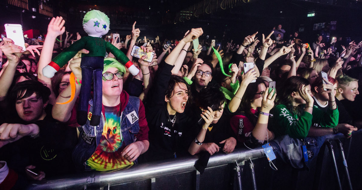 5 Simple Ways You Can Help The Rock Scene Get Back On Its… | Kerrang!