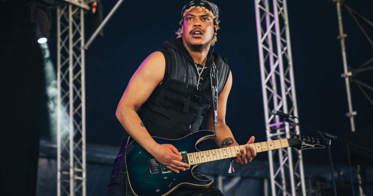 Kid Bookie wants to play some acoustic sets in people’s… | Kerrang!