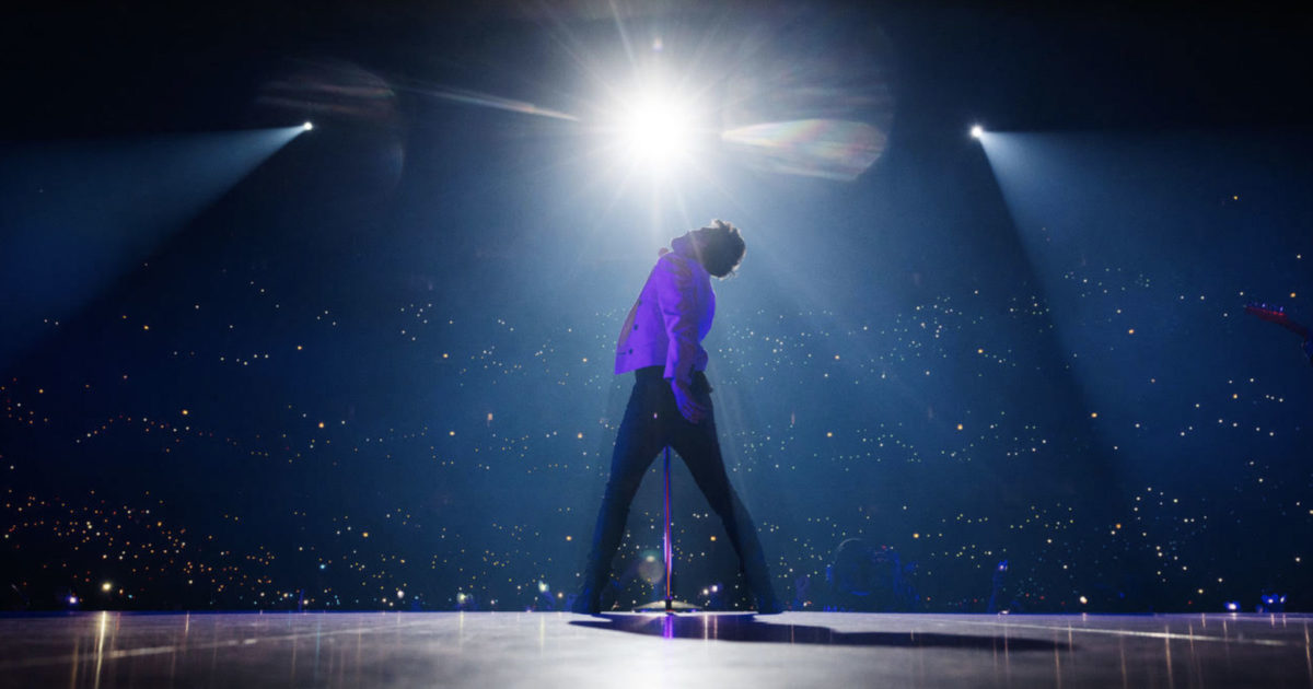 Panic! At The Disco announce online concert premiere, Everybody Needs A ...