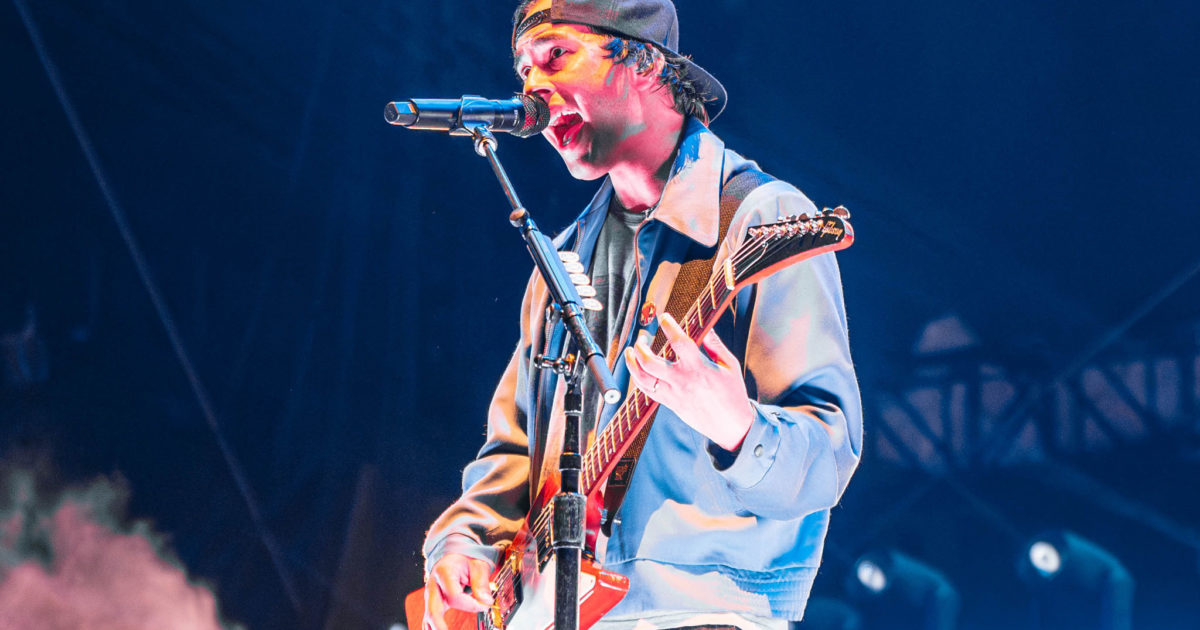 Here’s the setlist from Pierce The Veil’s I Can’t Hear You… | Kerrang!