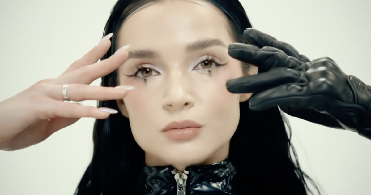 Watch the video for Poppy’s new single, Motorbike | Kerrang!