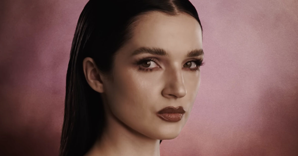 Poppy drops crushing new single, they’re all around us | Kerrang!