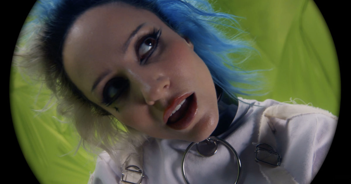 RØRY drops new video for nostalgic single Uncomplicated | Kerrang!