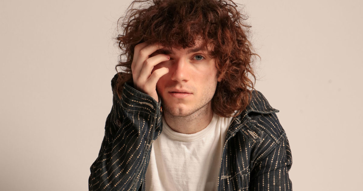 rouri404 gets emo on new single shotgun carousel | Kerrang!