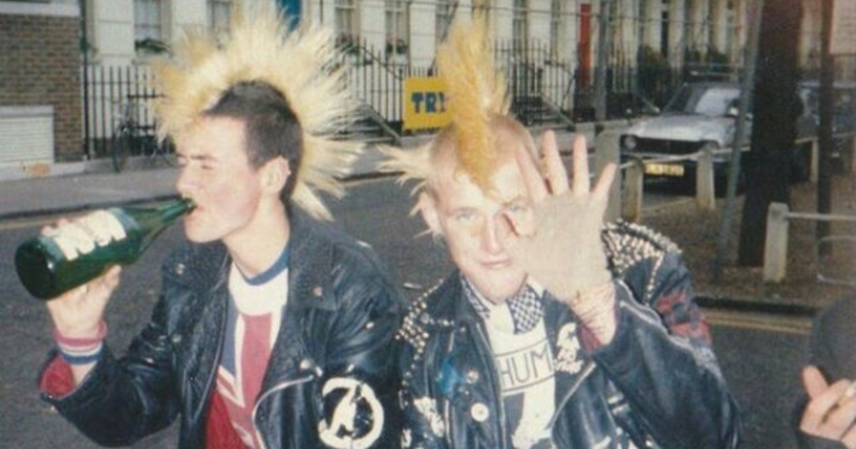 Check Out These Amazing Old Photos Of Punks Having Fun | Kerrang!