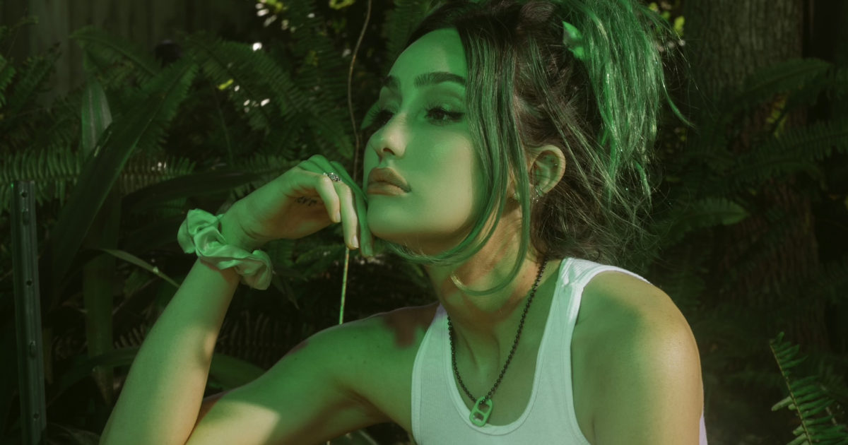 Listen to phem’s wholesome new single, I Love My Dog | Kerrang!